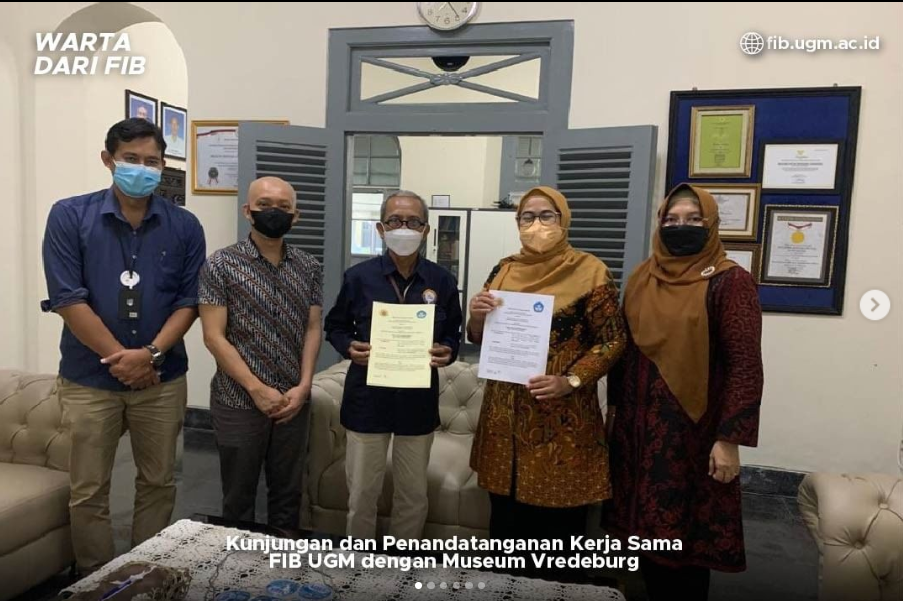 [Visiting and Signing the Cooperation between FCS UGM and the Vredeburg ...