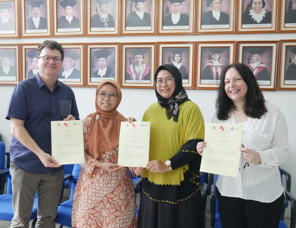 Signing Agreement on Double Degree Program – A Collaboration with Leiden University – Faculty of ...