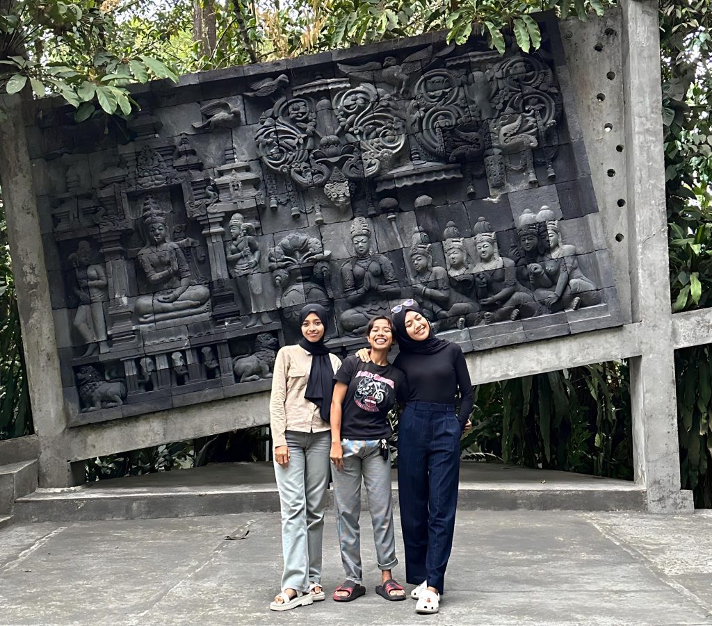 Eksplorasi Konsep Digital Free Tourim (DFT) di Museum Ullen Sentalu ...