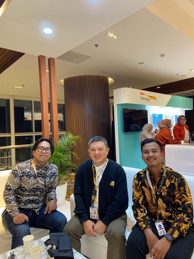 Hajj and Umrah Organizers Association (Himpuh) Engages Students of Master’s Program in Middle ...