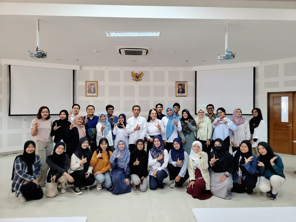 User Education dan Information Literacy untuk Memahami Seluk Beluk ...