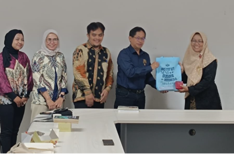 Sharing Best Practice – FIB-UGM
